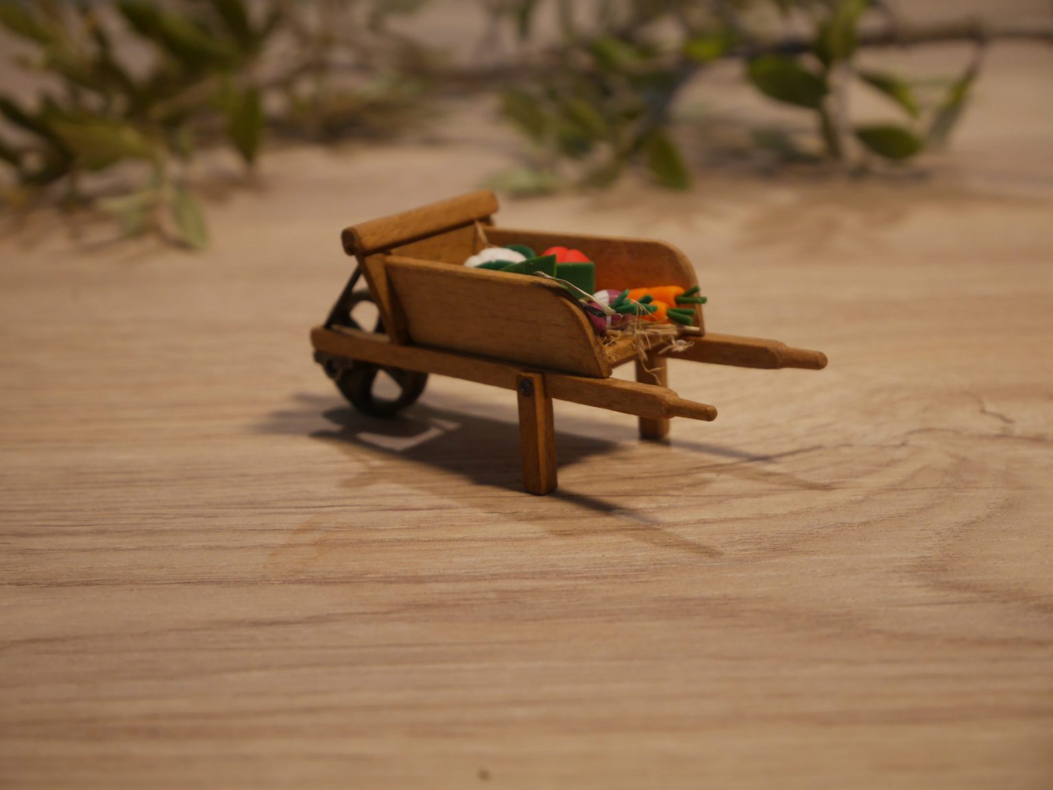 La brouette de légumes - Les Santons de Flora